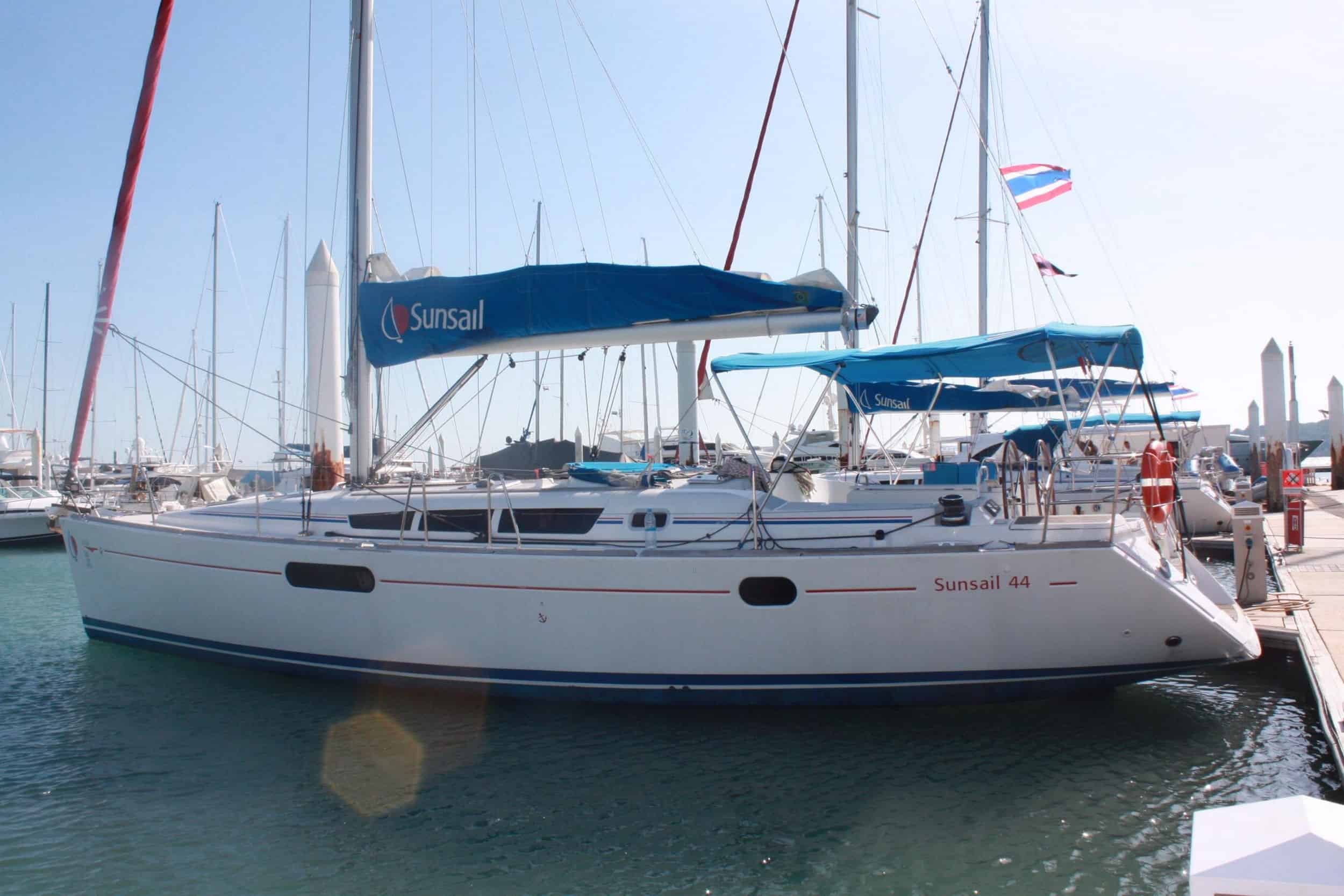 Jeanneau 44i Sailing Yacht for sale; Inspire Marine